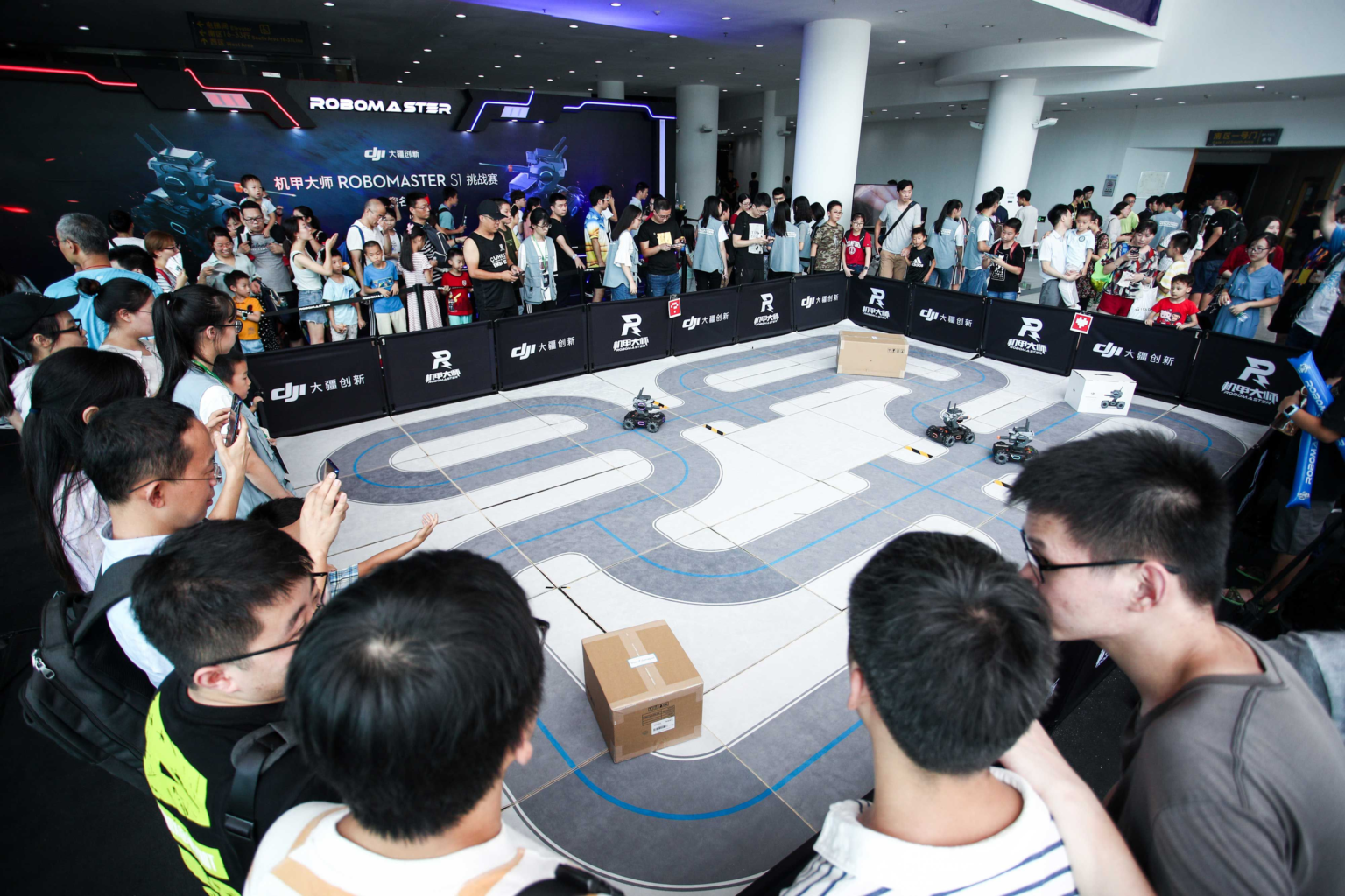 Challenge compétition robotique Robomaster DJI - Leobotics