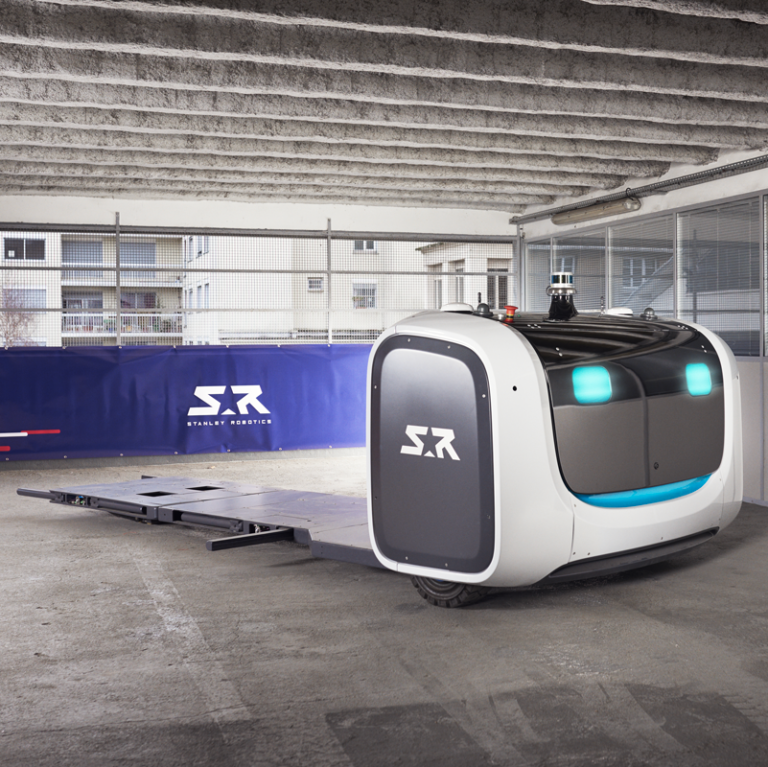 Transport personne autonome robot - Leobotics