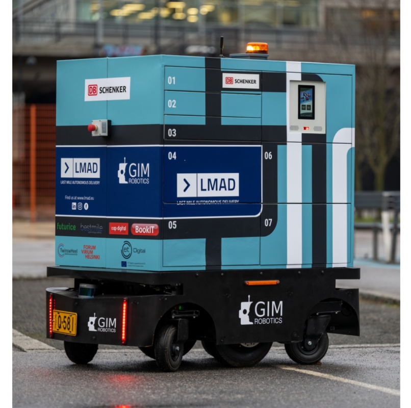 Robot Livraison LMAD du dernier kilomètre autonome plateforme ...